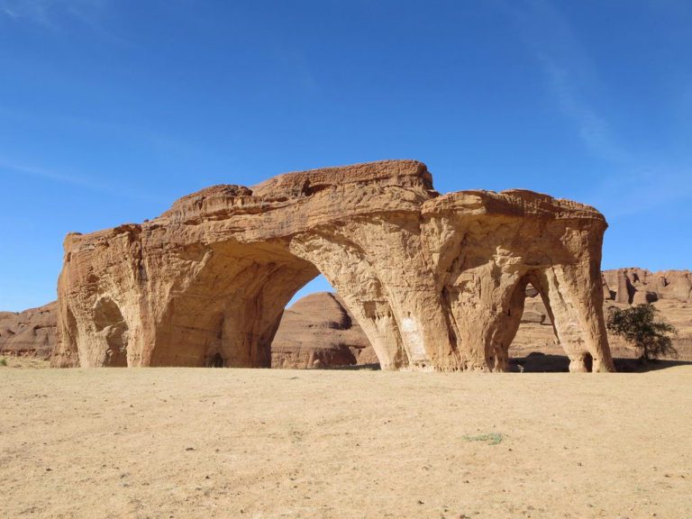 Le plateau Ennedi, joyau secret du Sahara - 2Tout2Rien