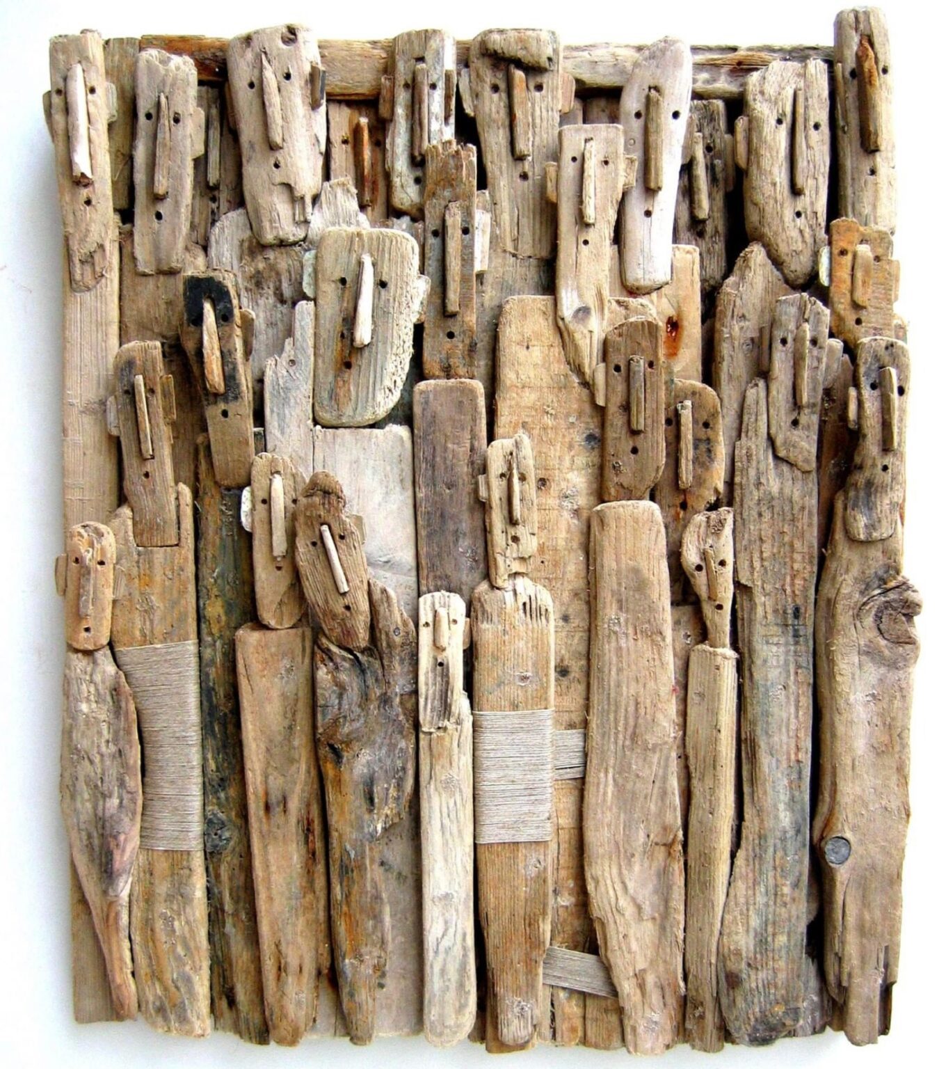 Les personnages de bois flotté de Marc Bourlier - 2Tout2Rien